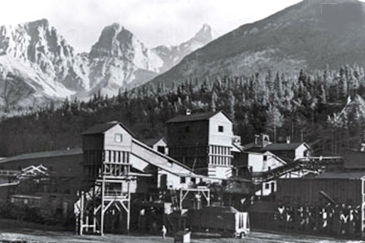 Days of Coal in Calgary, Canada - Ecocore